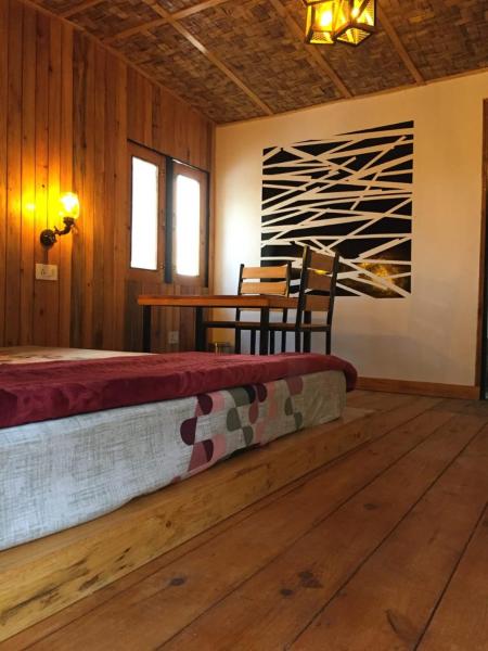 Paradise Hotel - Nainital