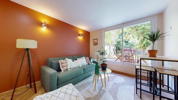 Appartement Design Et Cosy Avec Terrasse A 10min De Paris Et Rer C Vitry Sur Seine A 150m - Vitry-sur-Seine