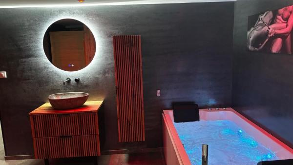 Suite Intime Avec Sauna à Guebwiller - Haut-Rhin