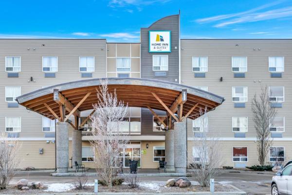 Home Inn And Suites Lloydminster - Saskatchewan