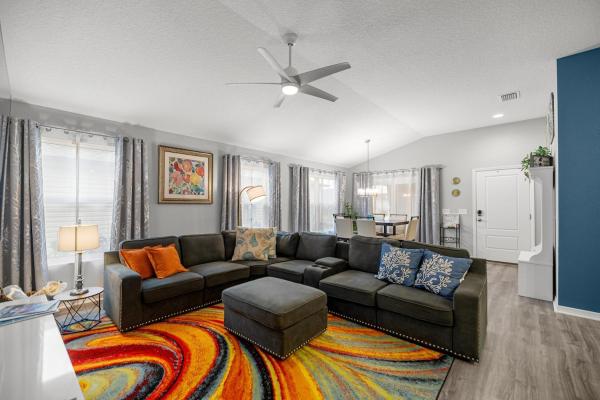 Luxe 2br In The Villages, Mins To Eastport Town Square With Patio And Kingbed - Leesburg, FL
