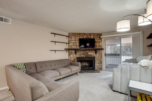 3 Mi To Buckley Convenient Condo In Aurora - Aurora