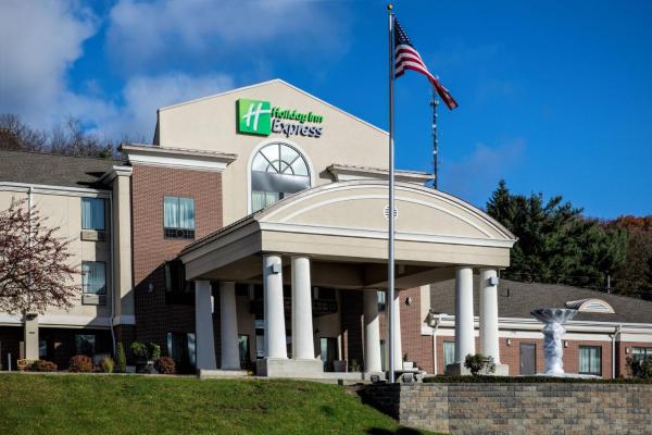 Holiday Inn Express Meadville (I-79 Exit 147a) By Ihg - Conneaut Lake, PA