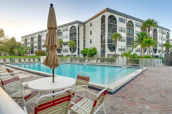 Oceanside Marco Island Retreat: Pool & Tennis! - Marco Island, FL