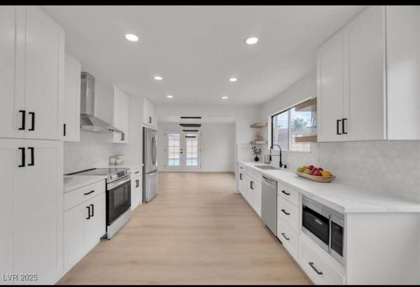 Luxuriously Furnished Moderm Mansion - Henderson, NV