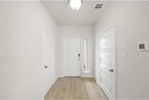 Luxury 6 Bedroom Home - Denton, TX