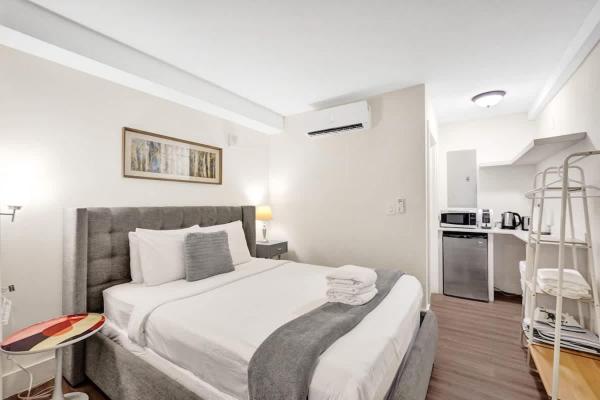 Eden Collection Junior Suite Steps To Beach - Wilton Manors, FL