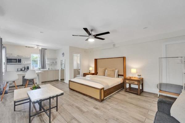 Eden Escape Walk To Flt Beach 2204 - Fort Lauderdale, FL