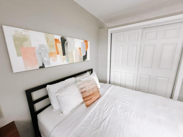 Rustic Retreats Modern 1br For 4 Guests In The Heart Of Fort Lauderdale - Pembroke Pines, FL