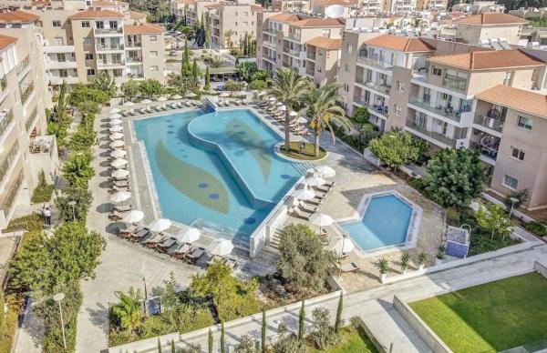 Casa Elisa With Terrace & Garden Indoor Pool Gym - Kato Paphos
