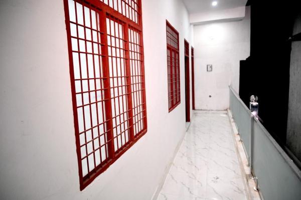 Seth Sarkar Hotel - Prayagraj