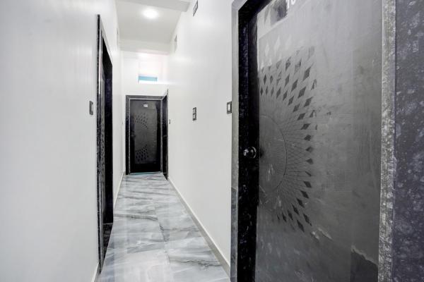 Spot On Hotel Omava Inn - Jabalpur