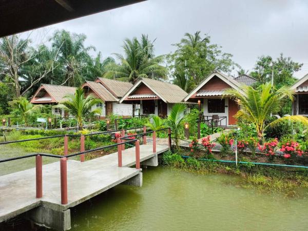 ปารมีฟาร์มสเตย์ - Khao Lak