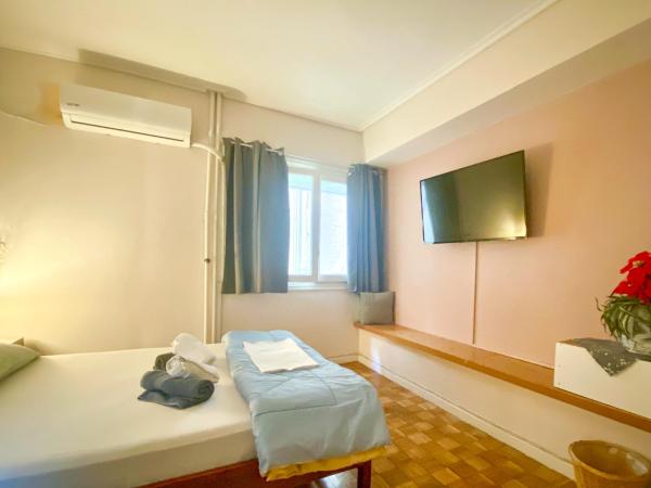 Small Apartment 20m From Kalamata Main Square - Пелопоннес