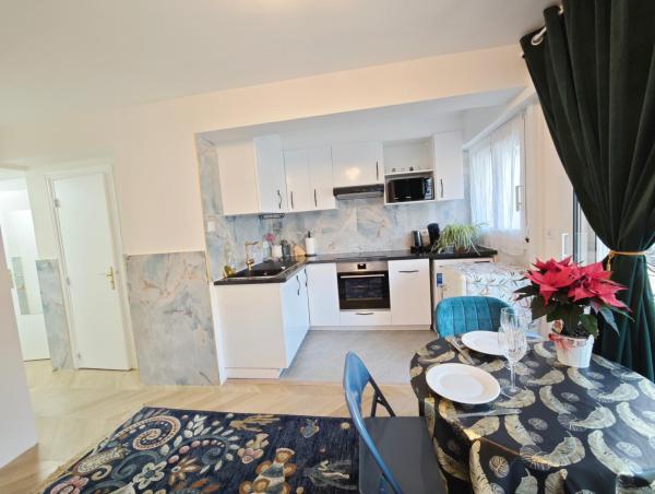 Arc De Triomphe 2 Min Walk Elegant Apartment - Eiffel Tower - Paris