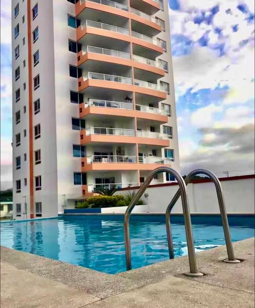 Moderno Apartamento Completo 3piscinas 2jacuzzi Y Playa Cerca - Atacames