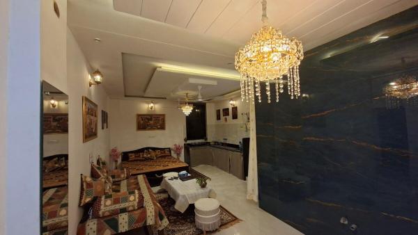 The Heli's Stay 1bhk With Forest View - 자이푸르