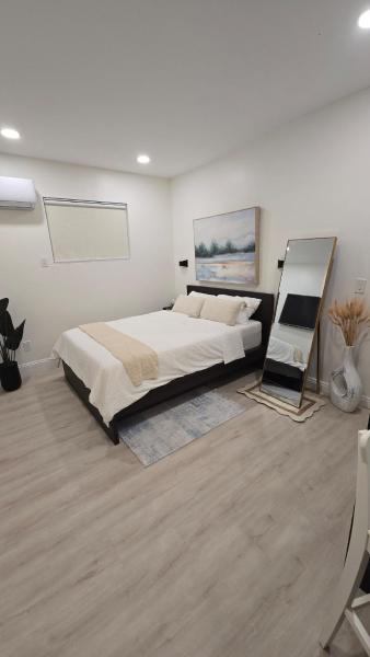 Modern Suite With Kitchen Prkng Near Disney And Dtla - Downey, CA