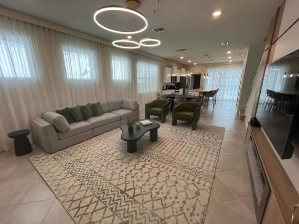 5 Bedrooms 55 Bathrooms Windsor Cay 16163cc - Groveland, FL