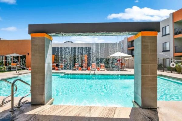 Relaxing 3br Oasis Pool Hot Tub Gym Games - Surprise, AZ