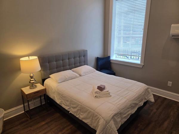 Updated 1br In East Nash-historic Church Building - Hendersonville, TN