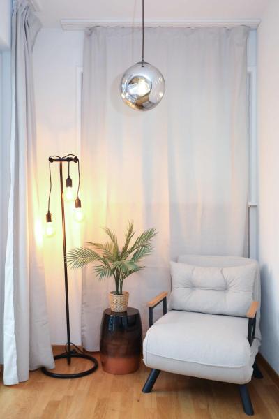 New City Center Apt With Private Entry & Parking - Zürich