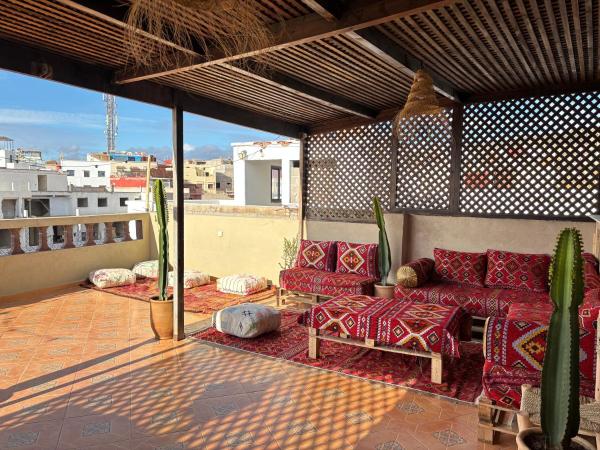 Tifawave Surf Stay Tamraght - Taghazout