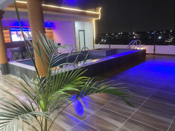 Classic Hideout Homes 2 Bedrooms - 阿克拉