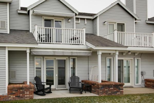 Stunning Views And Beach Access Plattsburgh Getaway - Plattsburgh, NY