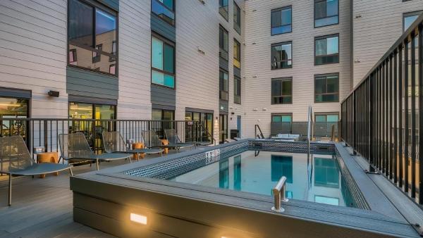 Landing Beautiful Studio Gym Clubhouse - United States