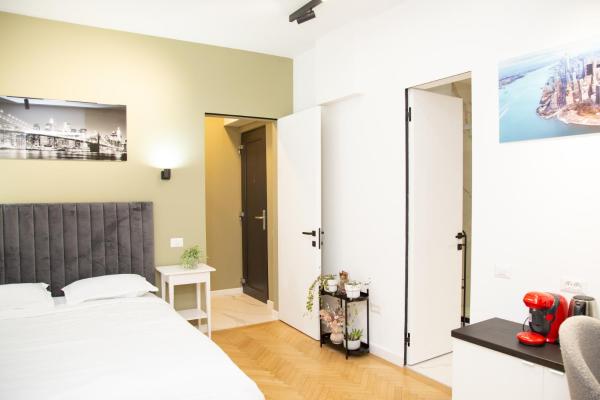 Downtown's Five-star Excitement - Bucharest