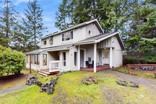 Timberlake Club Retreat - Shelton, WA