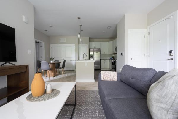 Landing Stunning 1bd Pool Yoga Studio - Lake Norman, NC