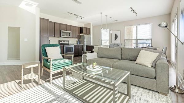 Landing Stunning 2bd Gym Pool - New Braunfels, TX