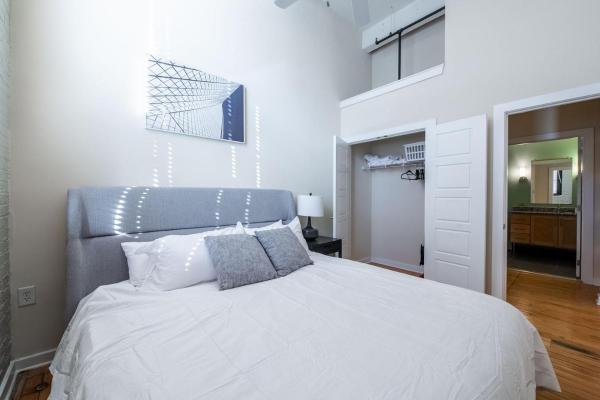 Landing Apartments - Perry Street Lofts - Petersburg, VA