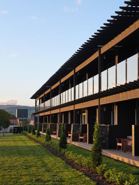 Suncourt Hotel & Conference Centre - Bay of Plenty