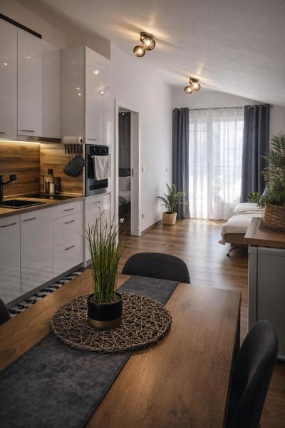 Charming City Apartment Siyana - Self Check-in - Rose Valley