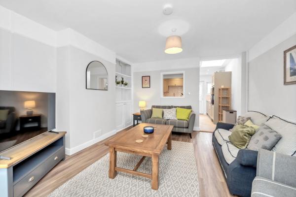 10 Mustow St - Charming 3 Bed Home Next To The Abbey Gardens In Bury St Edmunds - Norfolk