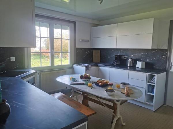 Brittany, Plougasnou Sea And Countryside - Plougasnou