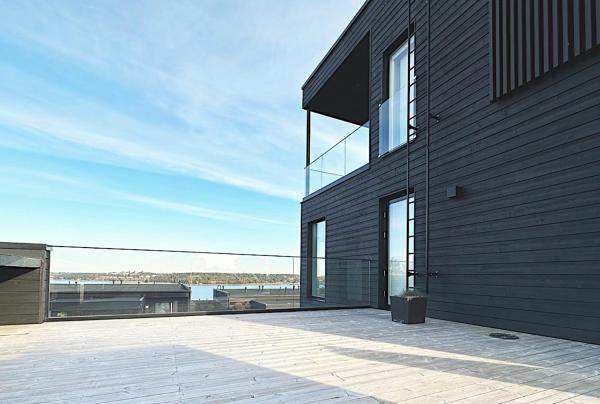 Luksustason Kolmen Makuuhuoneen Lomahuoneisto Meren ääRellä - Turku