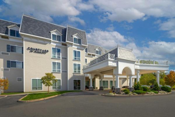 Courtyard By Marriott Lenox Berkshires - Stockbridge, MA
