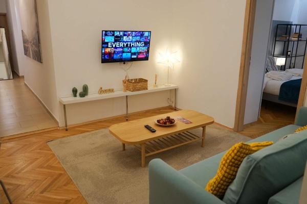 Spacious 3br 1,5bt With 2 Balconies - Bucharest