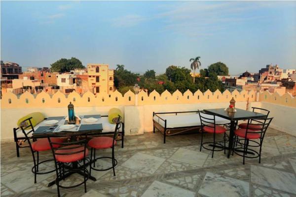 Hotel Janak Niwas - Udaipur