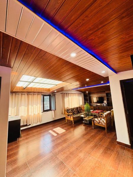 Pinewood View Homestay - Shimla