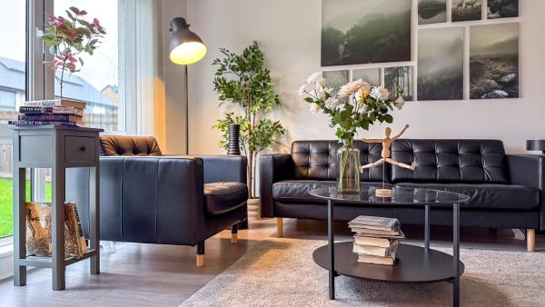 New Modern Detached House With 5bdr Glasgow - Paisley