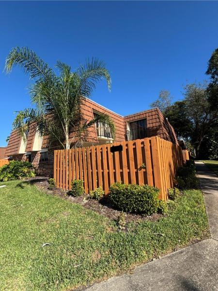 Bright Cozy Townhome Near Downtown And Beaches - Fort Myers, FL
