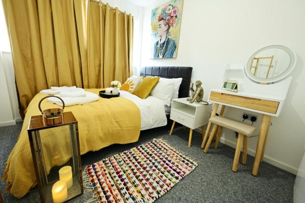 Cozy House Near Luton Airport - Dunstable