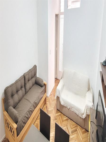 Luminoso, Muy Completo Y Bien Ubicado Departamento De 2 Ambientes - Límite De Retiro/recoleta - Buenos Aires