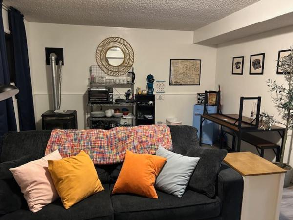 Cozy East County Jewel - Portland, OR