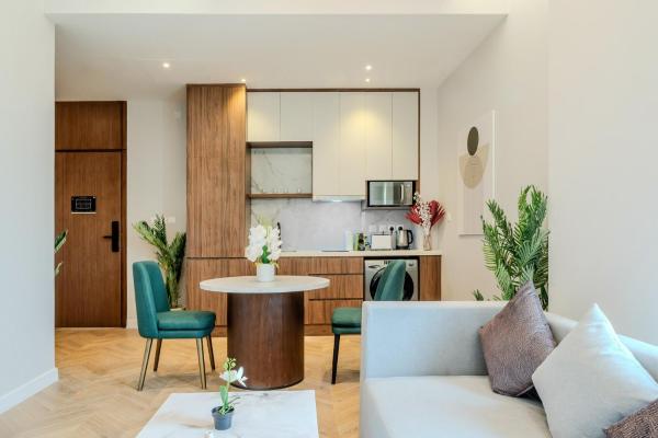 Stella Stays King Fahd - Riyadh